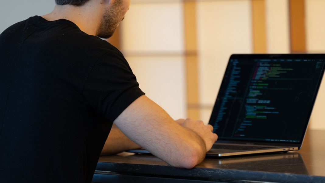 「ゲーム開発がなぜ長期化しつつあるのか」開発者らがTwitterで分析。ゲームの進歩がもたらした影 - AUTOMATON