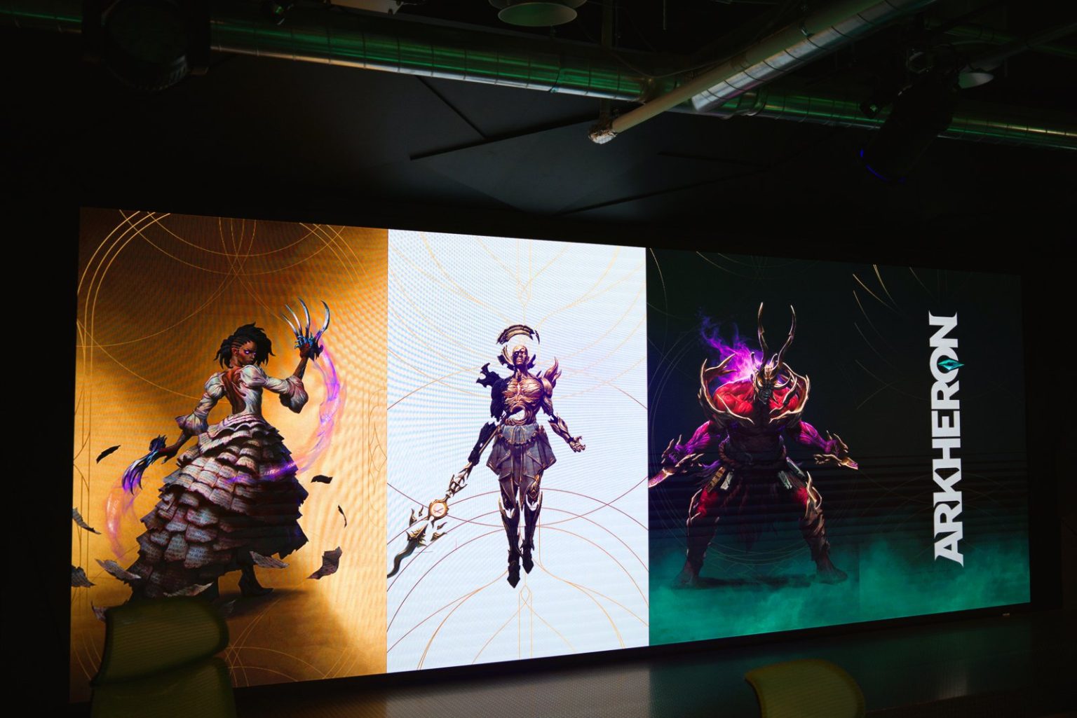 謎の大型新作PvP『Arkheron』は「バトロワ・ハクスラ・ヒーローシューター・MOBA」融合の制御不能チーム対戦ゲームだった。なぜか両立 ...